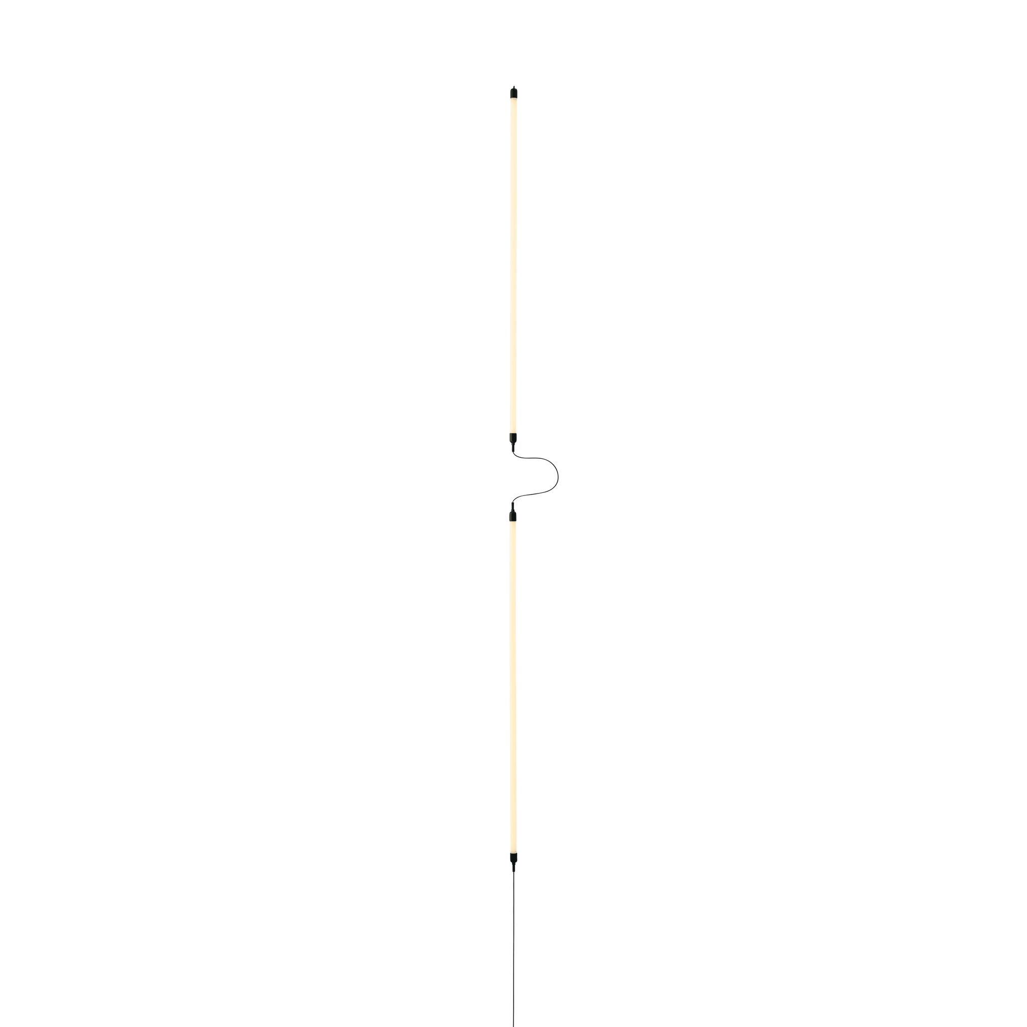 Lampa ścienna FINE - konfiguracja 5 czarny – Muuto – Eye on Design
